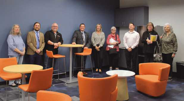 Penta school board reviews social media platforms and its impact on the ...
